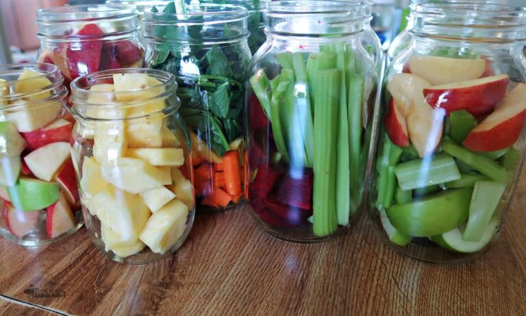 Meal Prep Juicing Jars - for a Healthy, Easy Breakfast!